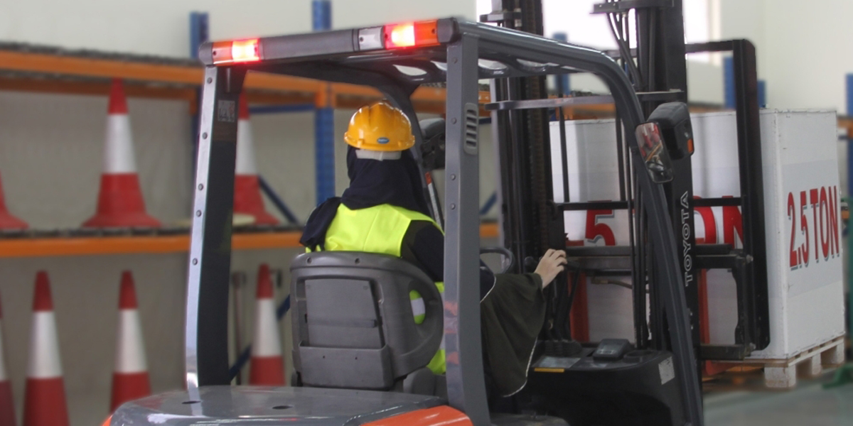 Abdul Latif Jameel Machinery trains Saudi women in forklift skills ...